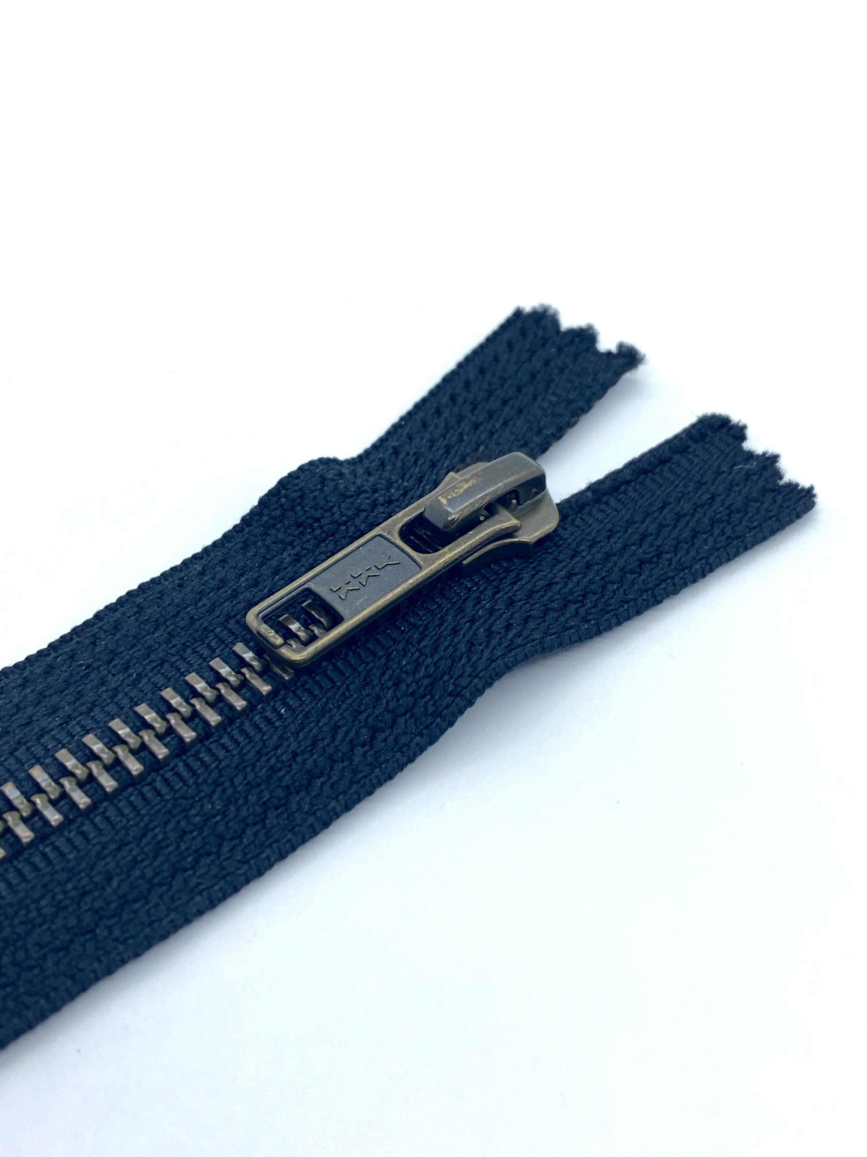 YKK® #5 Anti-Brass c/e Black (580) DA Slider – S&J USA, Inc.
